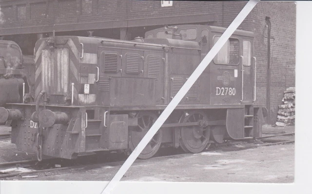 D2780 AT EASTFIELD 6/6/1965, photograph £5.50 - PicClick UK