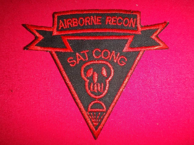 US SPECIAL FORCES AIRBORNE RECON "SAT CONG" (Kill VC) Vietnam War Patch ...