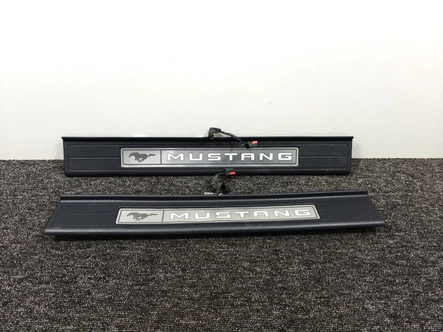 FORD MUSTANG S550 2018 Gt Mk6 Door Plate Trims Left Right Electric Pair ...