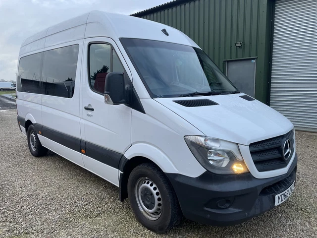 MERCEDES-BENZ SPRINTER 2.2 Cdi 314 140Bhp 13 Seat Automatic Minibus ...