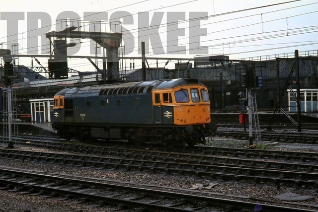 35MM SLIDE BR British Rail Diesel Loco Class 33 33018 Crewe 1982 ...