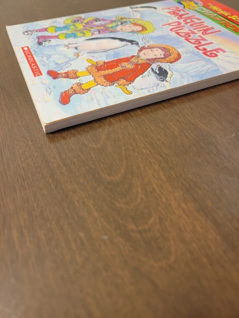 PENGUIN JIGSAW PUZZLE - The Magic School Bus Chapter Book #8 - Judith ...