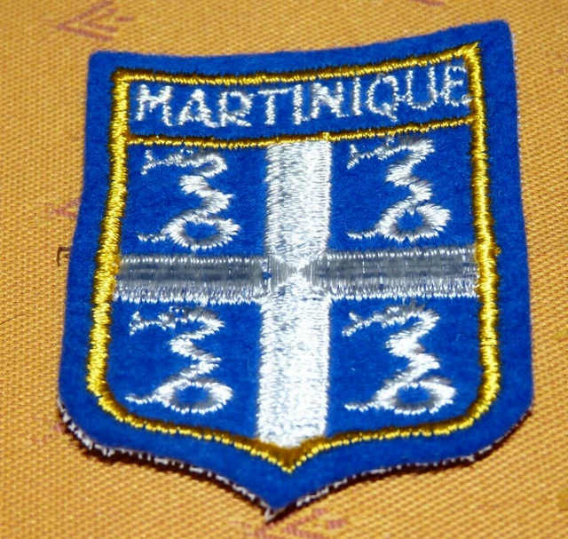 ANCIEN ÉCUSSON À coudre feutre brodé blason de Martinique neuf Vintage patch EUR 5,00 - PicClick FR
