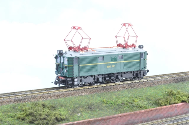 ROCO HO GAUGE 63812 Renfe 1007 Electric Locomotive - Boxed £95.95 ...