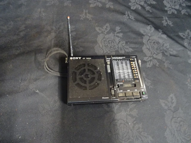 VINTAGE SONY ICF 7600A Portable FM AM SW Multi 9 Band Receiver Radio ...