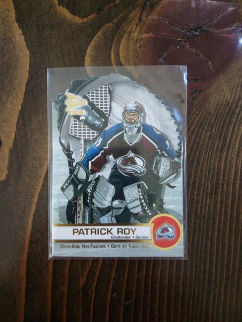2001-02 MCDONALD'S PACIFIC Prism Gold Patrick Roy Glove-Side Net ...