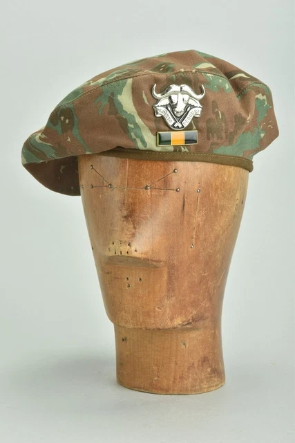 32 BATTALION BERET & Badge. South African Army SADF Border War Era. Ref ...