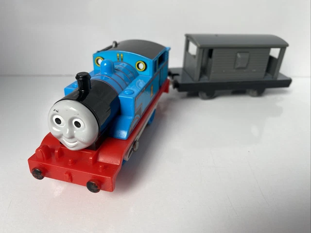 TOMY TRACKMASTER THOMAS The Tank Engine Battery Train Old Style Thomas ...