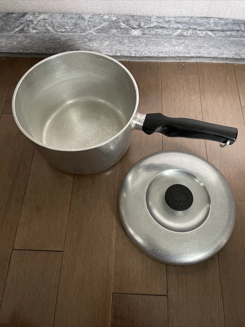 VINTAGE WEAR-EVER HEAVY Aluminum 986 2 Quart Pot & Lid Made in Canada ...