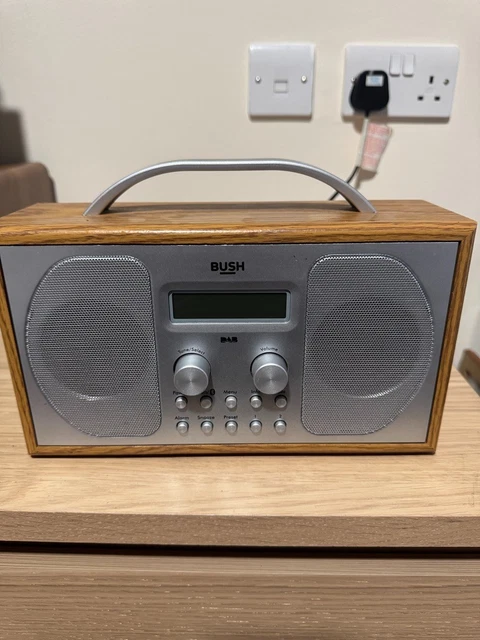 BUSH DAB-1507BT STEREO DAB/FM Bluetooth Radio Wood Effect Retro Digital ...