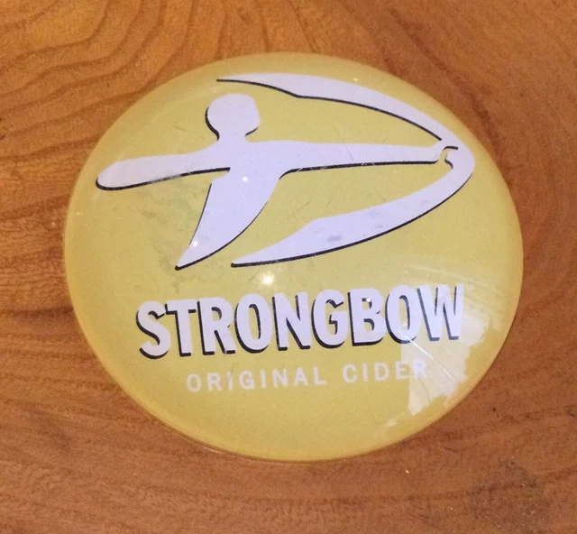 STRONGBOW ORIGINAL CIDER Round Fisheye Badge, Beer Pump, Font, Bar ...