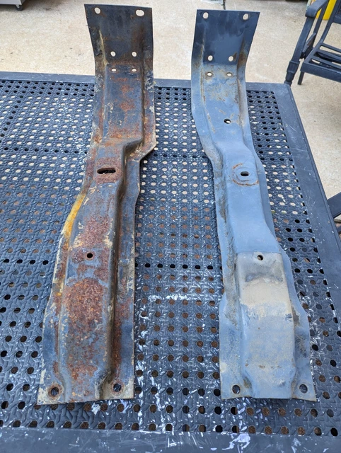 73-87 CHEVY GMC Truck Transmission Cross Member Off 1985 C-10 Missing ...