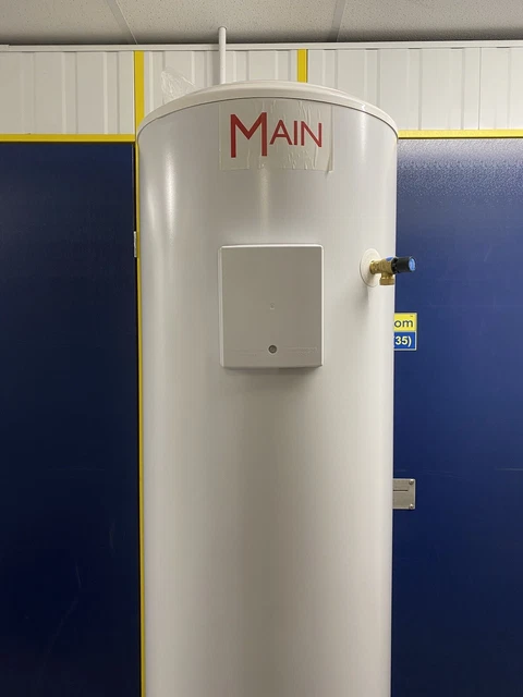 MAIN 300 LITRE indirect unvented hot water storage cylinder £475.00 ...