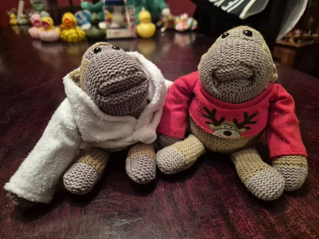 2 PG TIPS Monkey Soft Toys In Dressing Gown and Christmas Jumper £3.31 ...