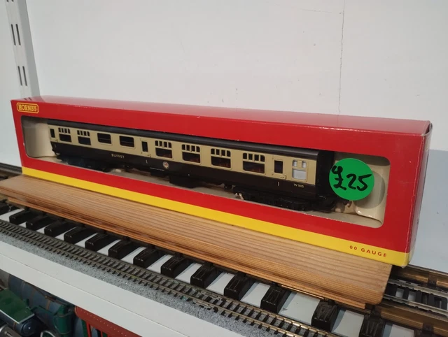 HORNBY (OO) R4211A BR MK1 Buffet Coach (Western Region) W1815. £25.00 ...