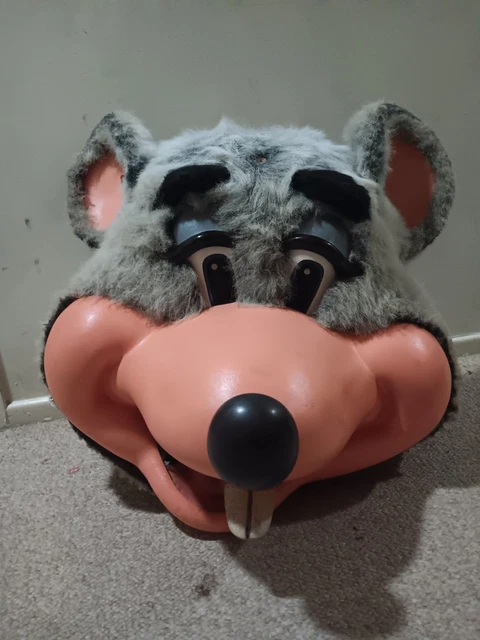 CHUCK E CHEESE Original Cool/Avenger Chuck Walkaround Head Costume ...