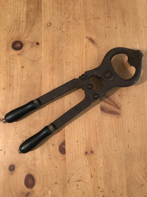 VINTAGE BURDIZZO CASTRATION Pliers/Veterinary Clamp £42.95 - PicClick UK