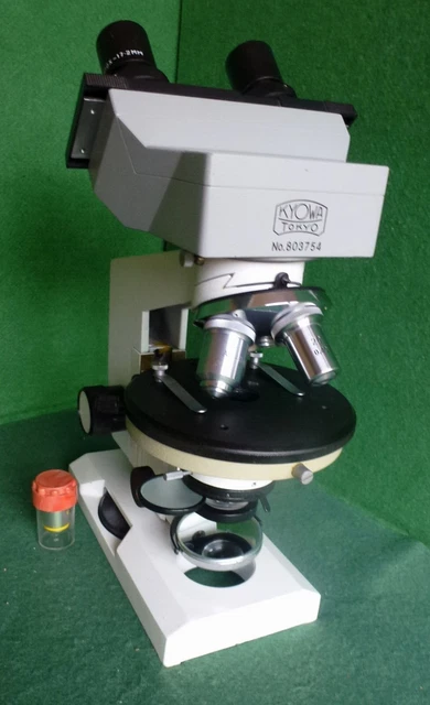 LOMO MICROSCOPE WAR.3 + Kyowa bino and LOMO withrotating circular stage ...