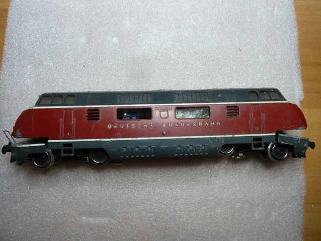 TRIX EXPRESS H0 2260 Diesel Locomotive V 200 035 Hobbyists £18.92 ...