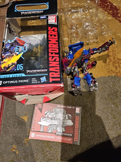 TAKARA TOMY HASBRO Transformers Studio Series 86-05 Voyager Class Fléau ...