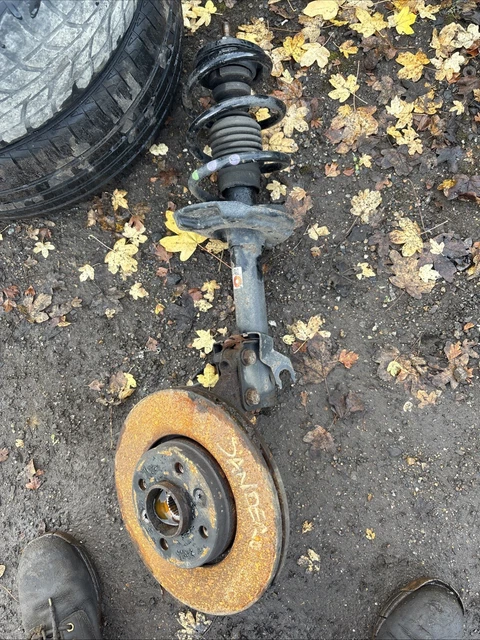 DACIA SANDERO MK3 Drivers Side Hub And Leg Shock Spring 1.0 Petrol 21 ...