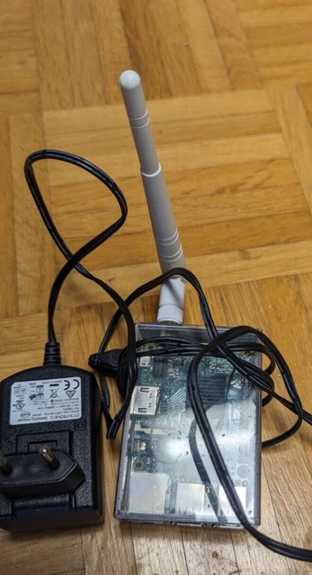 RASPBERRY PI 3B mit Netzteil, Gehäuse und Antenne EUR 23,50 - PicClick DE