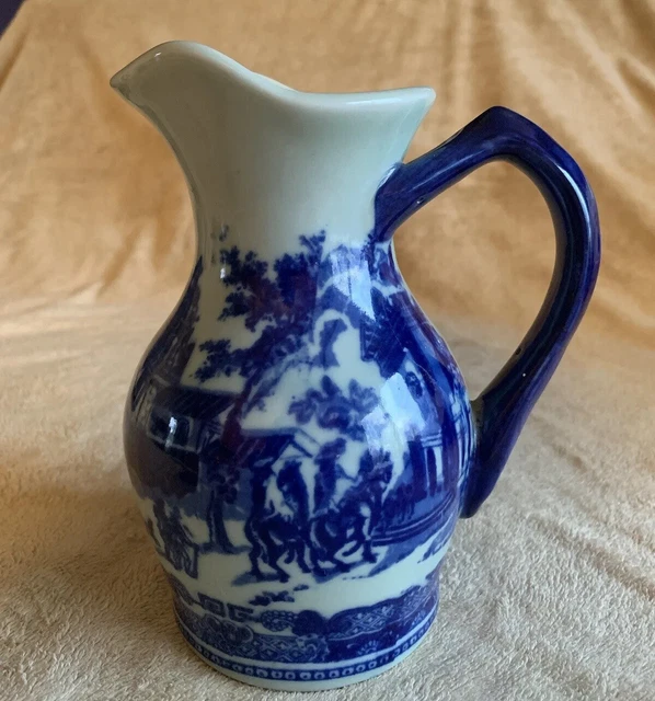 VINTAGE VIRGINIA WARE Ironstone Water Pitcher Flow Blue and White 8 ...