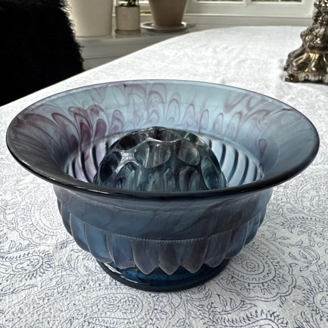 ANTIQUE DAVIDSON ART Deco Blue Cloud Glass Bowl & Frog with 19 holes £ ...