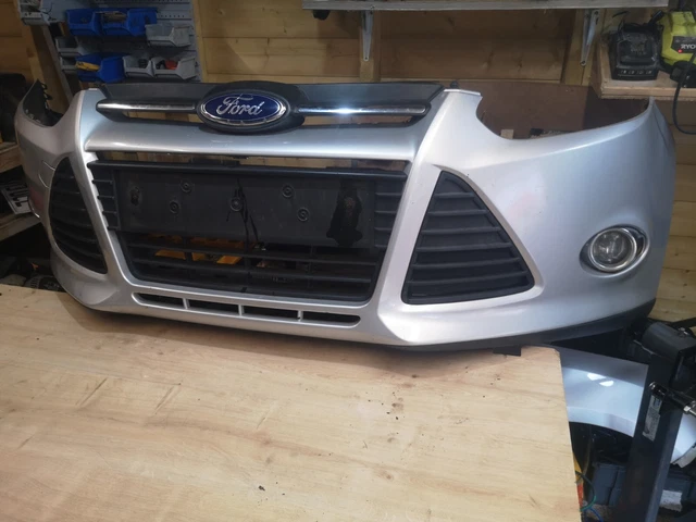 FORD FOCUS MK3 Front Bumper With Fog Lamps Moondust Silver 2011-2015 £ ...