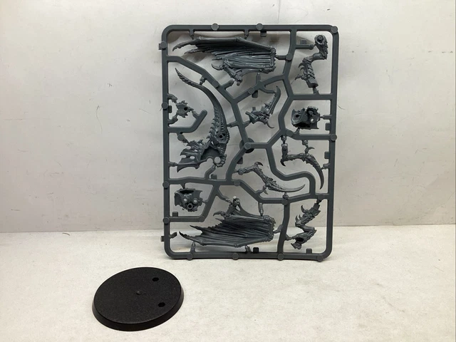 WARHAMMER 40K WINGED TYRANID PRIME unbuilt on sprue CM12184 £17.30 ...