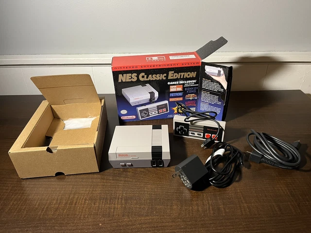 NINTENDO ENTERTAINMENT SYSTEM NES Classic Edition Console (CLV-001 ...