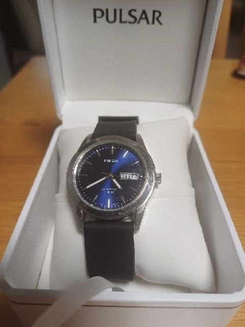 PULSAR KINETIC BLUE Dial Day Date Stainless Steel Bracelet Watch YT58 ...