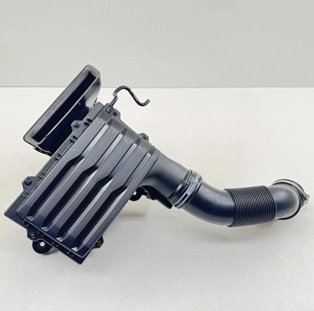 22-25 VOLKSWAGEN GOLF R Mk8 Air Cleaner Box Air Filter Intake Box With ...
