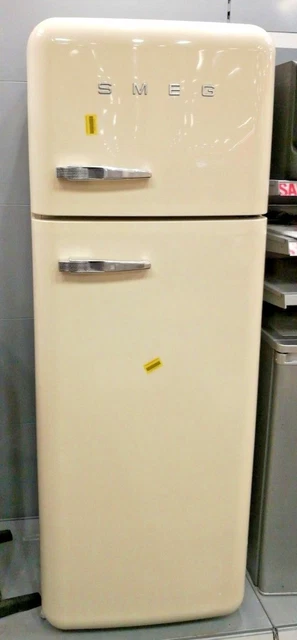 SMEG S30STRP3 RETRO Style 312 Litre Cream White Freestanding Fridge ...