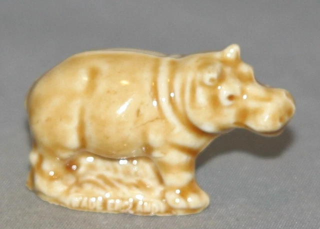 WADE WHIMSIES CANADIAN Animals Series Hippo (large version) £4.75 ...
