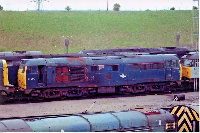 CLASS 31 NO 311260 in blue rip at tinsley tmd £1.20 - PicClick UK