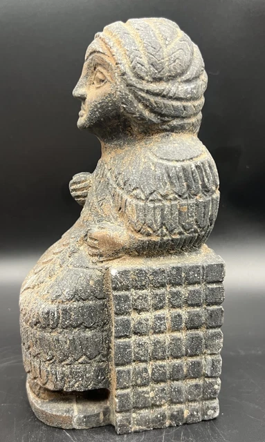 STATUE DE HAUTE prêtresse assise du Proche-Orient, idole de prêtresse ...