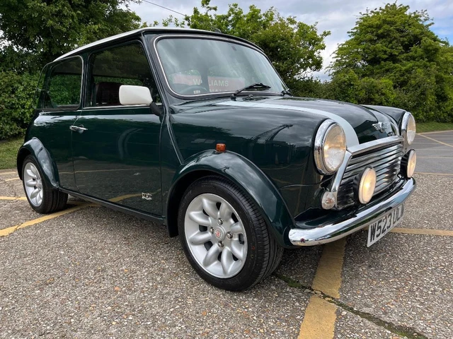 2000 CLASSIC ROVER Mini John Cooper Sportspack. 1 of 300. Brooklands ...