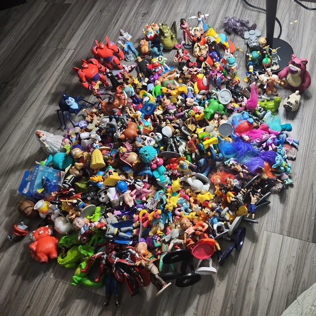 VINTAGE DISNEY CAKE Toppers Lot 300 Pvc Mini Figures Toys Pixar Rare ...