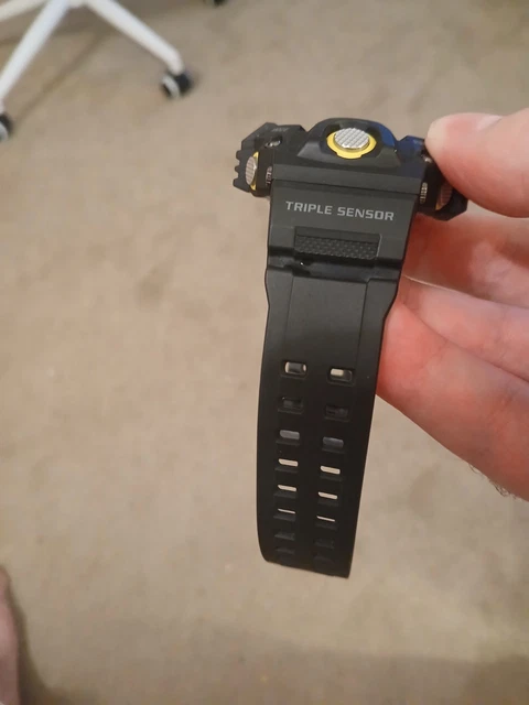 SOLAR RADIO CONTROLLED Casio G-Shock GW-9400Y-1ER Rangeman Barometer ...