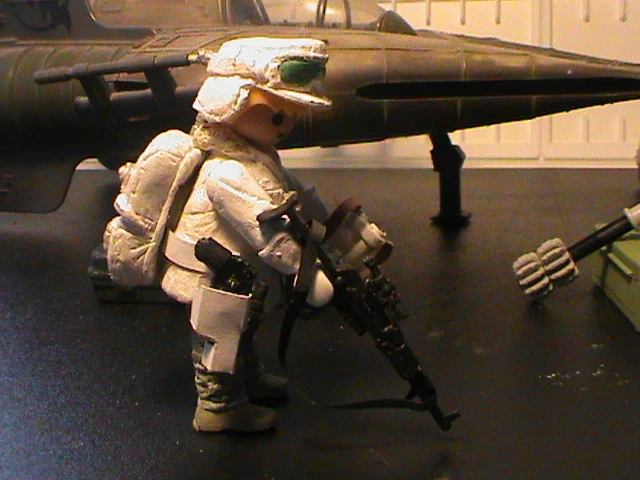 PLAYMOBIL CUSTOM SOLDAT Rebelle (Hoth) (L'Empire Contre-Attaque) Ref ...