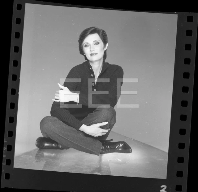 1982 BEVERLY SASSOON Fashion Model Actress Harry Langdon Negative w ...