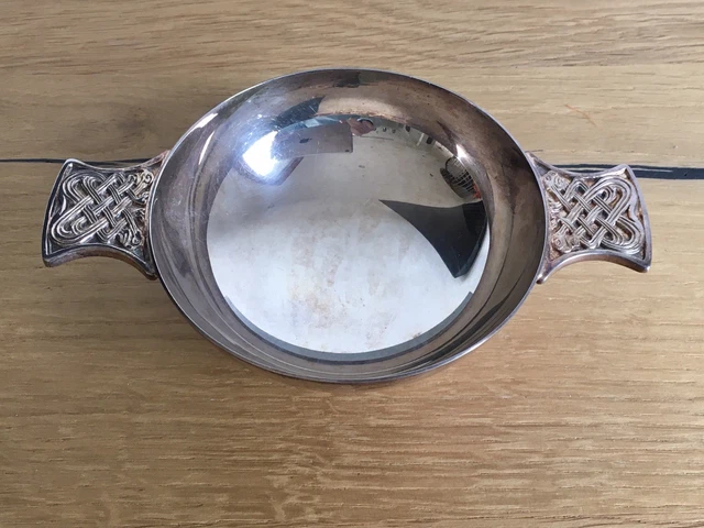 VINTAGE FRANCIS HOWARD Edinburgh Hallmarked Silver Quaich Drinking Cup ...