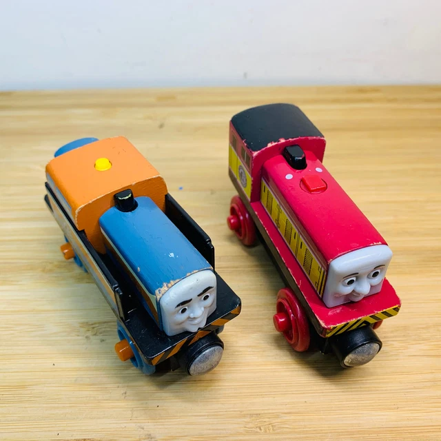 DEN & DART - Thomas The Tank Engine & Friends Wooden Railway Trains $24 ...