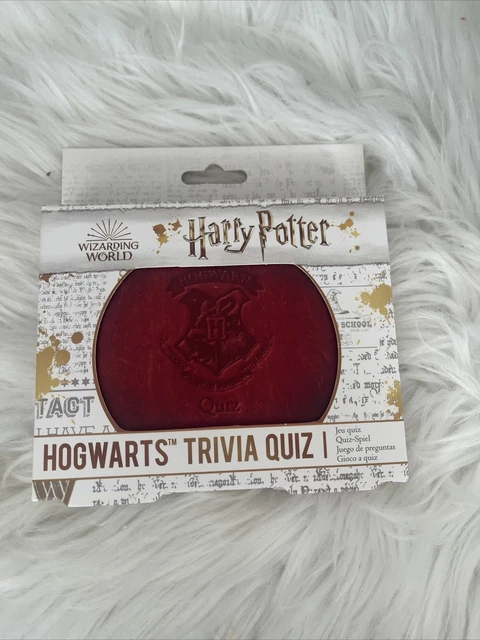 HARRY POTTER WIZARDING World Hogwarts Trivia Quiz Game and playing ...