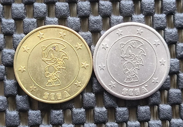 VINTAGE SEGA SONIC The Hedgehog Arcade Tokens coins Silver Gold LOT2 ...