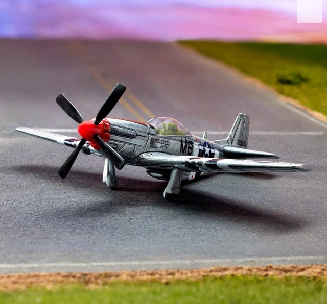 🔥 2025 MATCHBOX Collectors North American WW2 P-51 Mustang Prop Plane ...