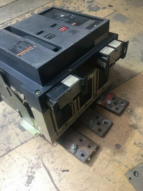 MERLIN GERIN MASTERPACT Circuit Breaker M16 H1 6300A 65KA STR 58U £200. ...