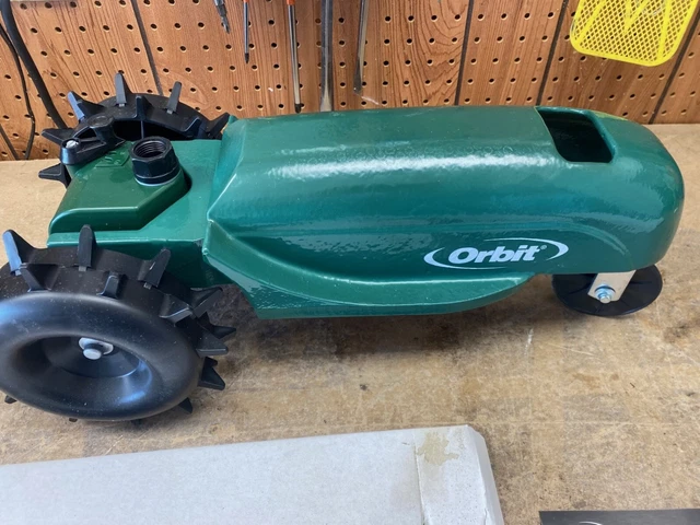 ORBIT TRAVELING TRACTOR Sprinkler 58322 Heavy Duty Cast Iron Green ...