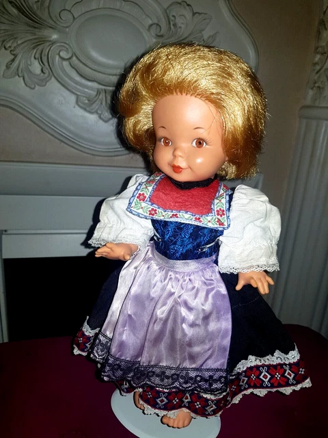 GUTER ZUSTAND !! "Mädchen" von Eva Harta, Goebel 1957! EUR 45,00 ...